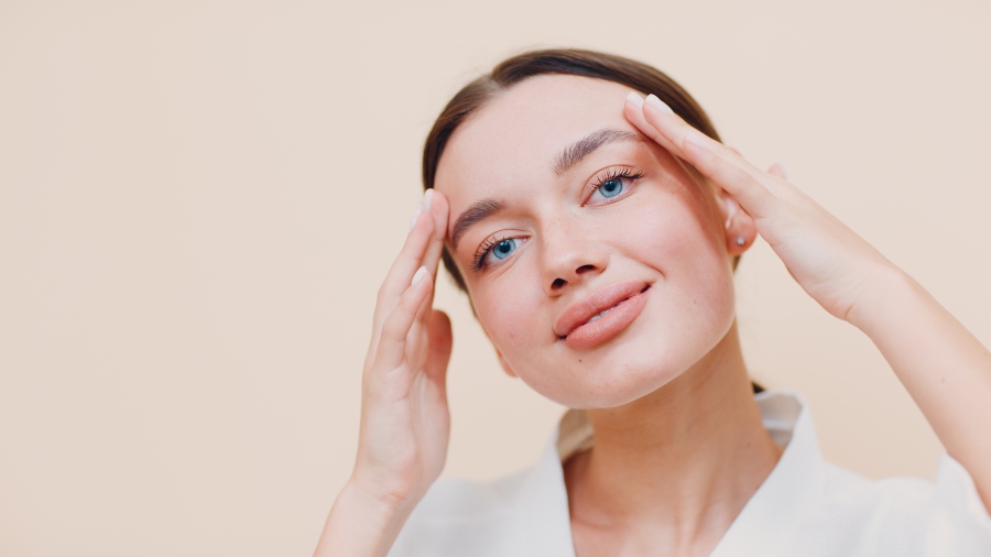 Joga twarzy - czym jest i jakie daje efekty? Ćwiczenia jogi twarzy